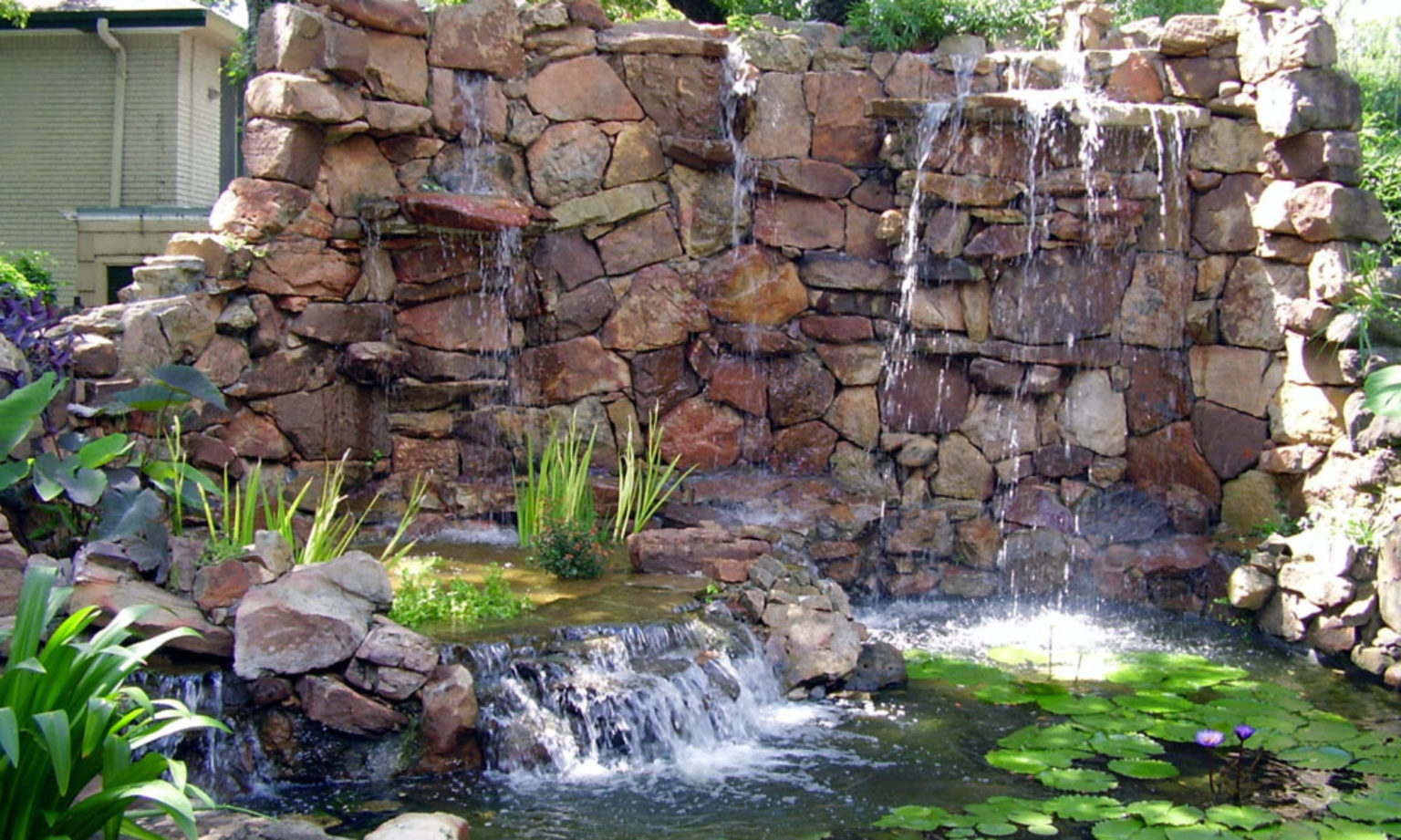 Coral Bay Waterscapes – Ponds, Fountains & Water Features in Houston, TX